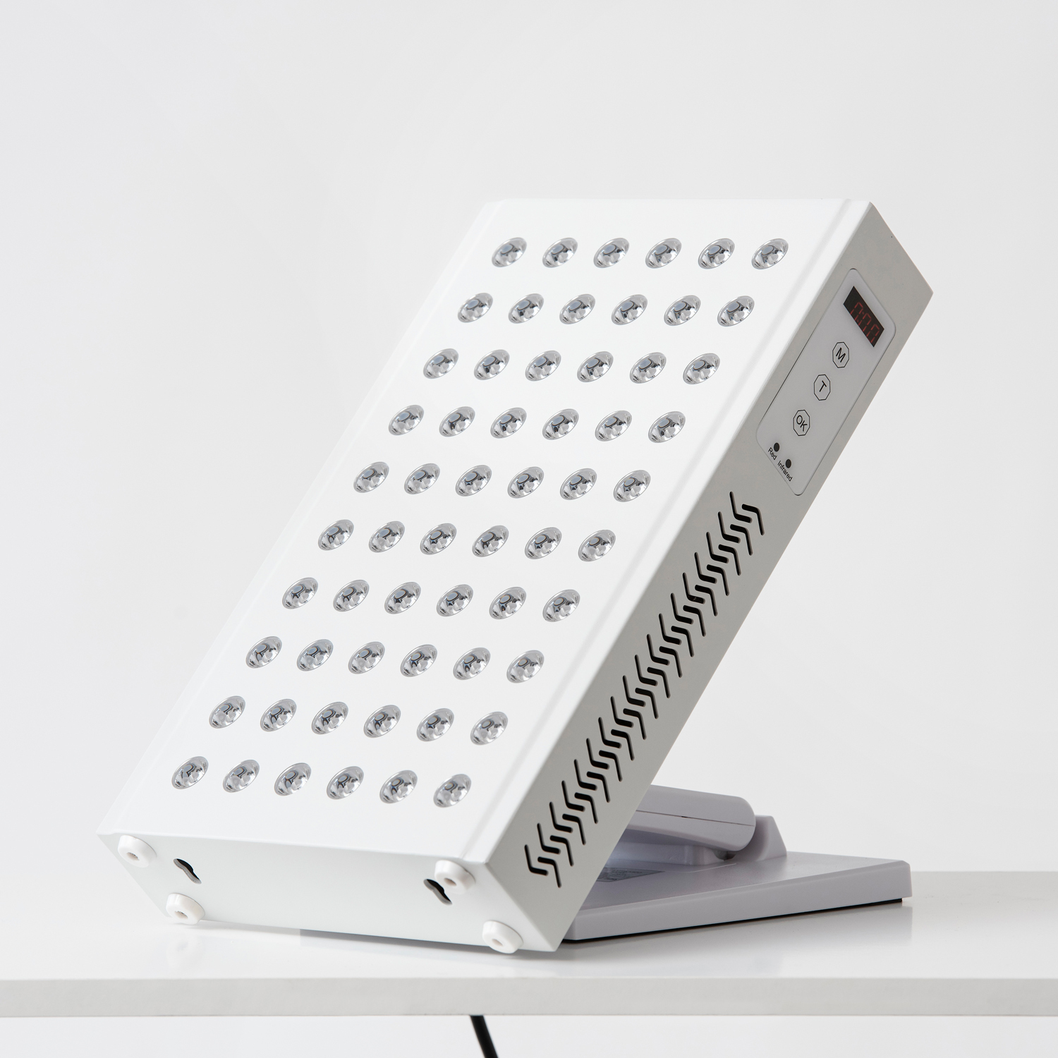 Innolux Red M Pro, punavalolaite, 23,5 x 40,7 cm, 115 W – Verkkokauppa.com