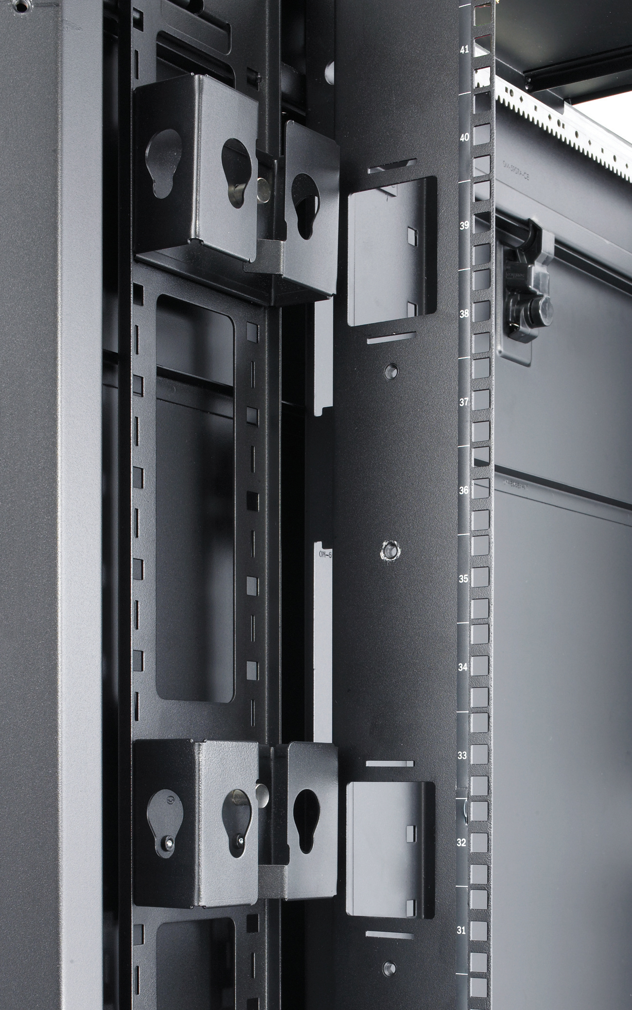 APC Cable Containment Brackets -kaapelikiinnikkeet – Verkkokauppa.com