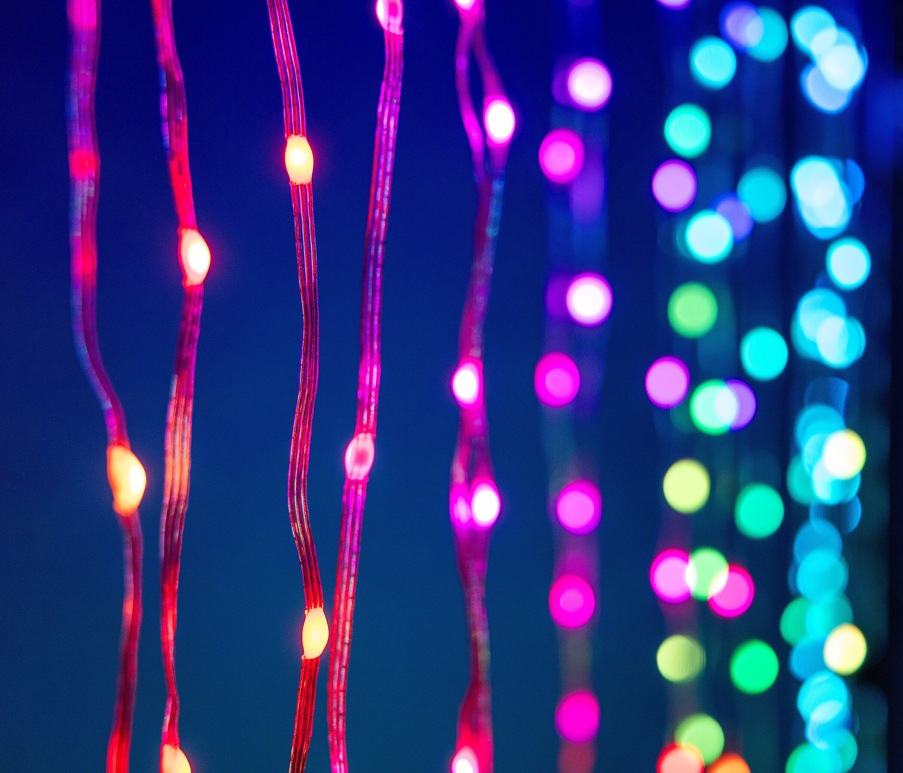 Enne Spectrum Twinkle RGB valoverho 2x2m, 400 LED – Verkkokauppa.com