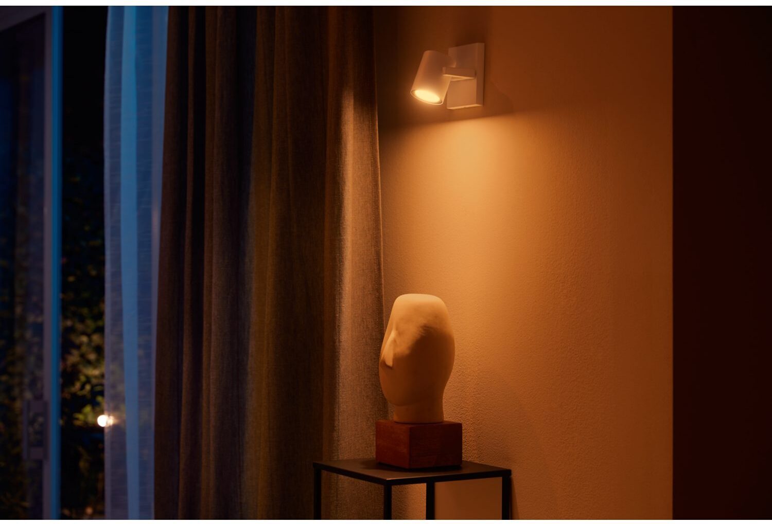 Philips Hue White and Color Ambiance Argenta älyspottivalaisin ...