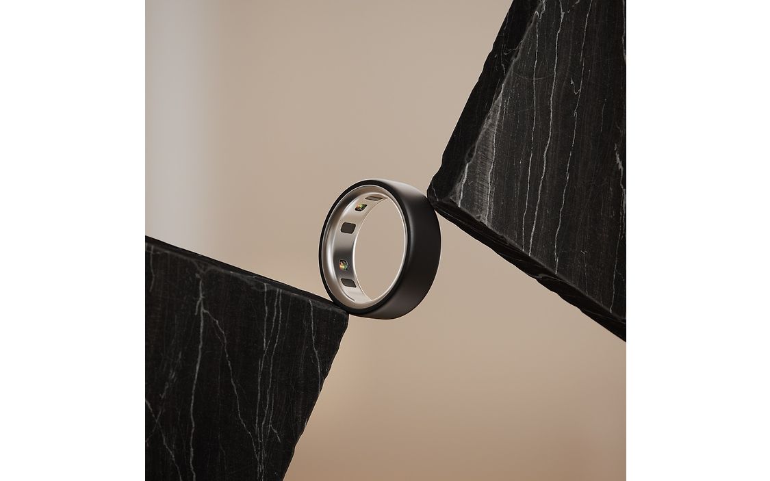 Oura Ring 4 älysormus, Stealth, koko 4 – Verkkokauppa.com