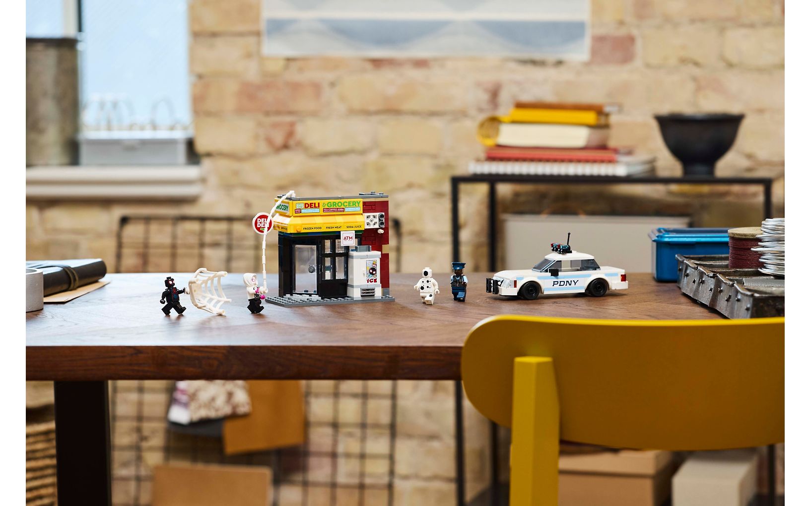 LEGO Super Heroes Marvel 76311 – Hämähäkkiversum: Miles Morales vastaan ...