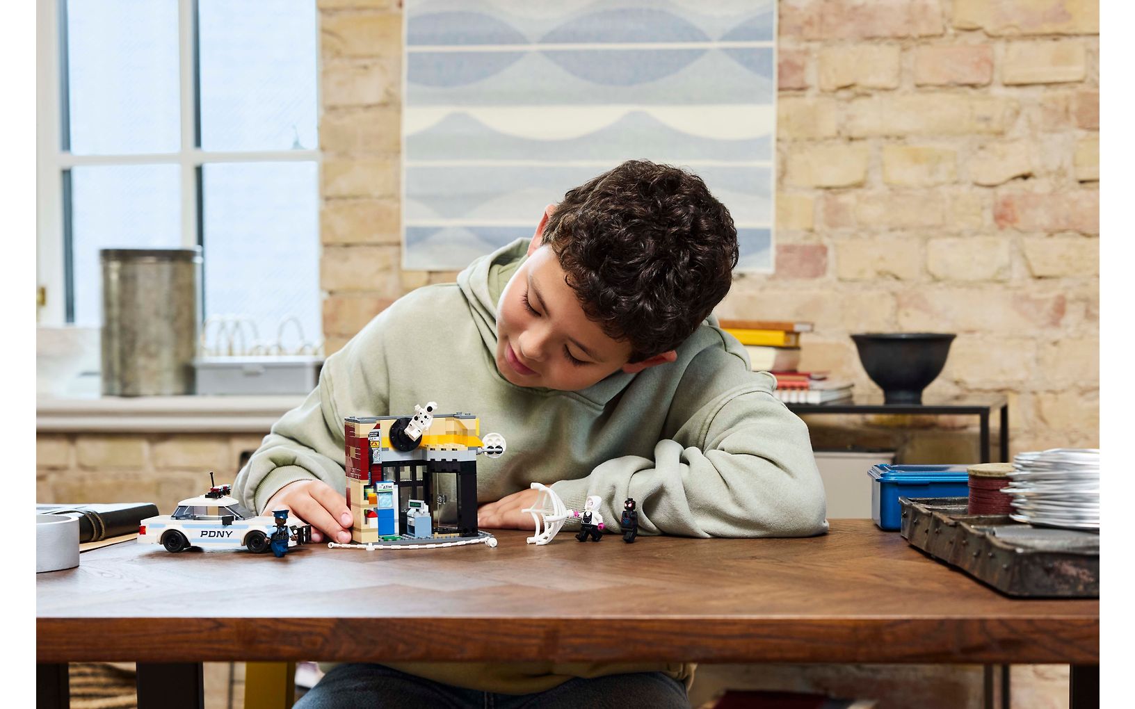 LEGO Super Heroes Marvel 76311 – Hämähäkkiversum: Miles Morales vastaan ...