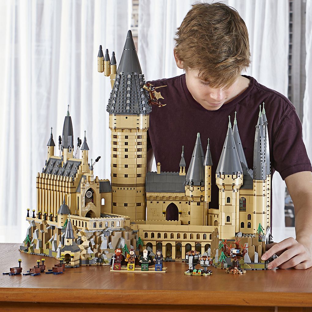 LEGO Harry Potter 71043 - Tylypahkan linna – Verkkokauppa.com