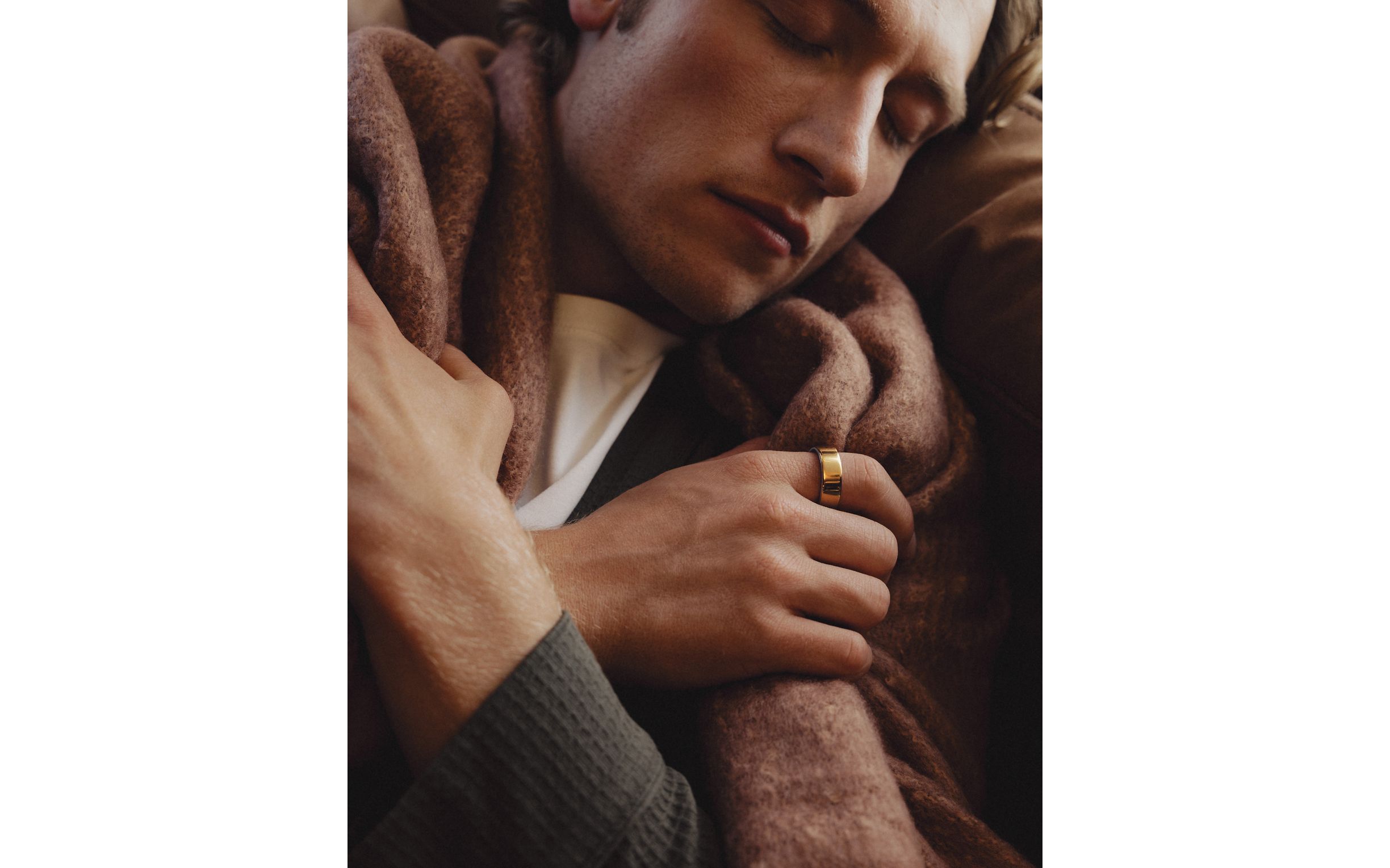 Oura Ring 4 älysormus, Gold, koko 15 – Verkkokauppa.com