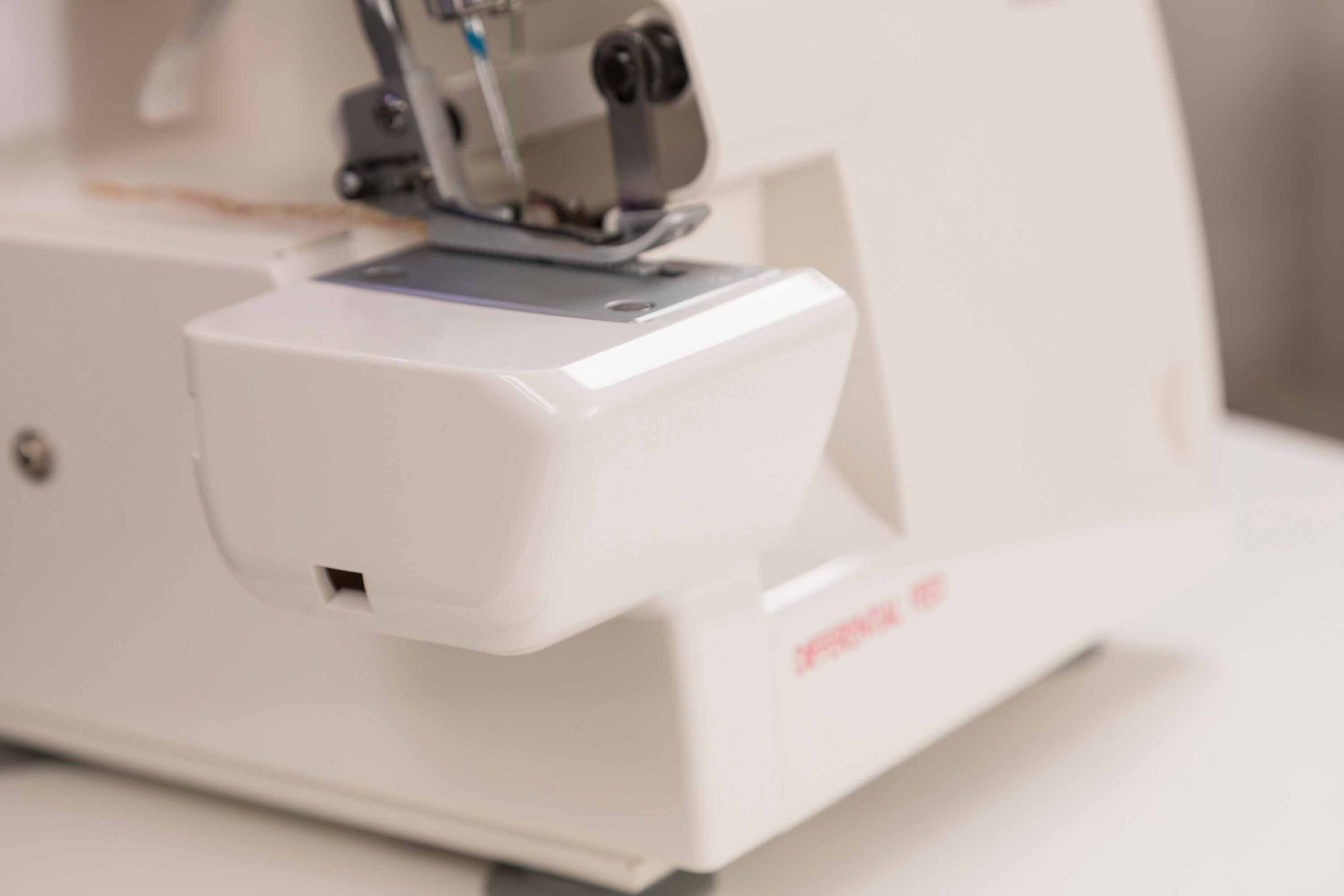 Singer 14SH654 -saumuri – Verkkokauppa.com